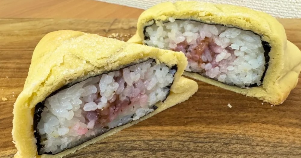 Rice ball melon bread – A treat Japanese bakeries aren’t crazy enough ...