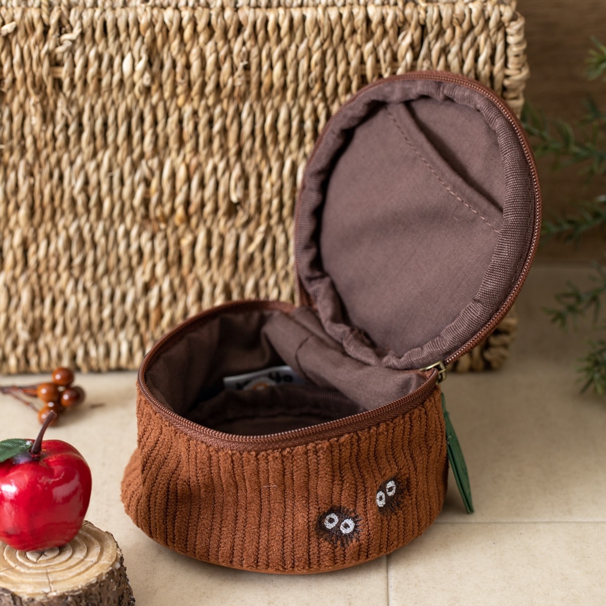 Totoro log plushie pouches, clear-tummy bags are here to adorably hold ...