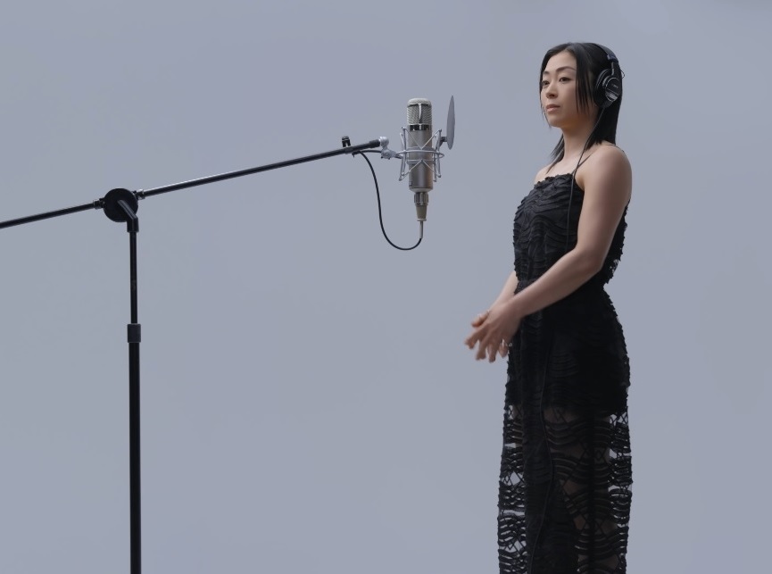 Utada Hikaru sings incredible new one-take version of “First Love,” 26 ...