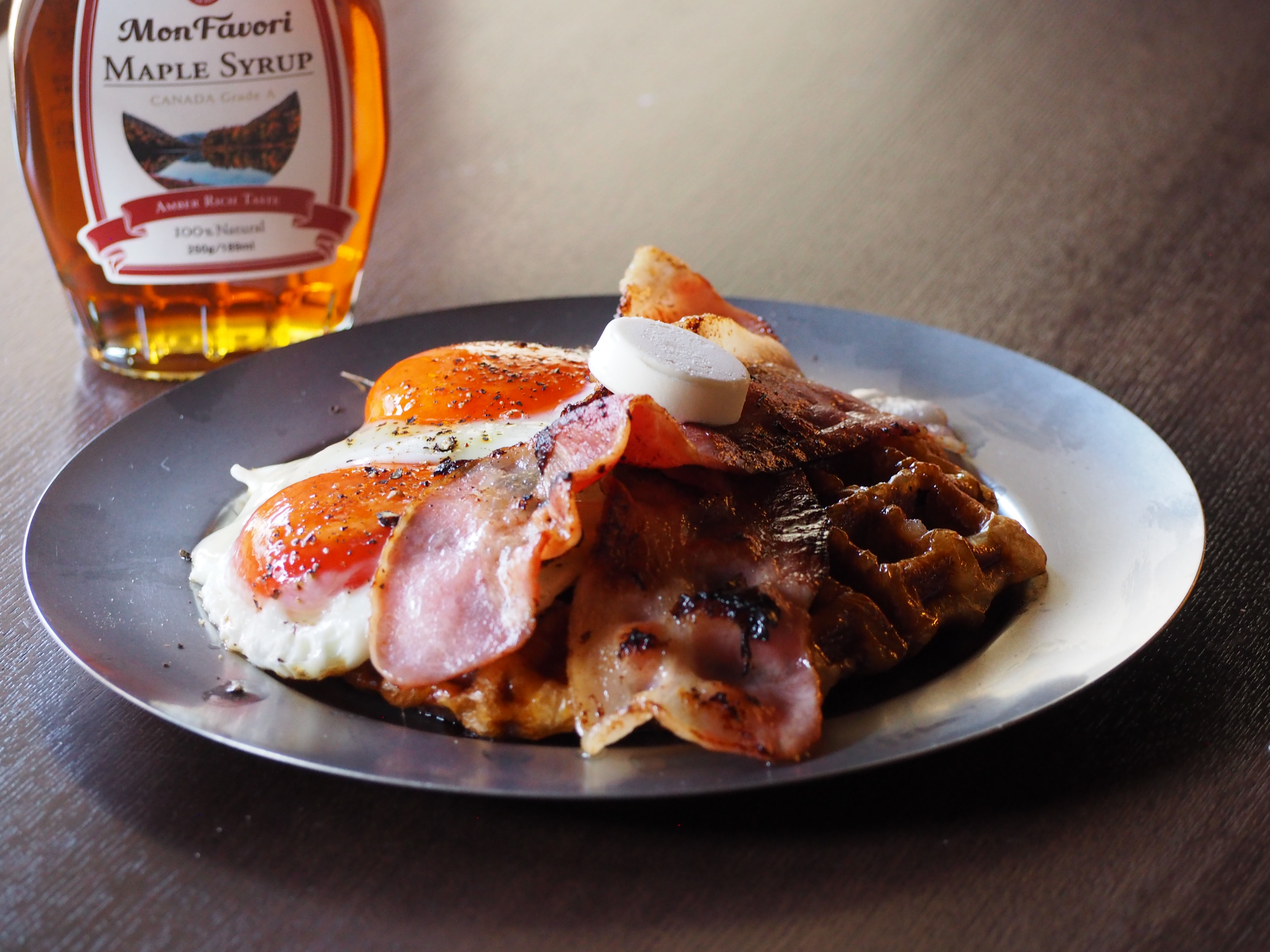 Possibly the most elegant chicken and waffles restaurant ever opens in ...