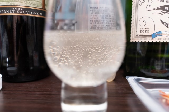 How do Muji’s Chardonnay and Cabernet Sauvignon soft drinks compare to ...