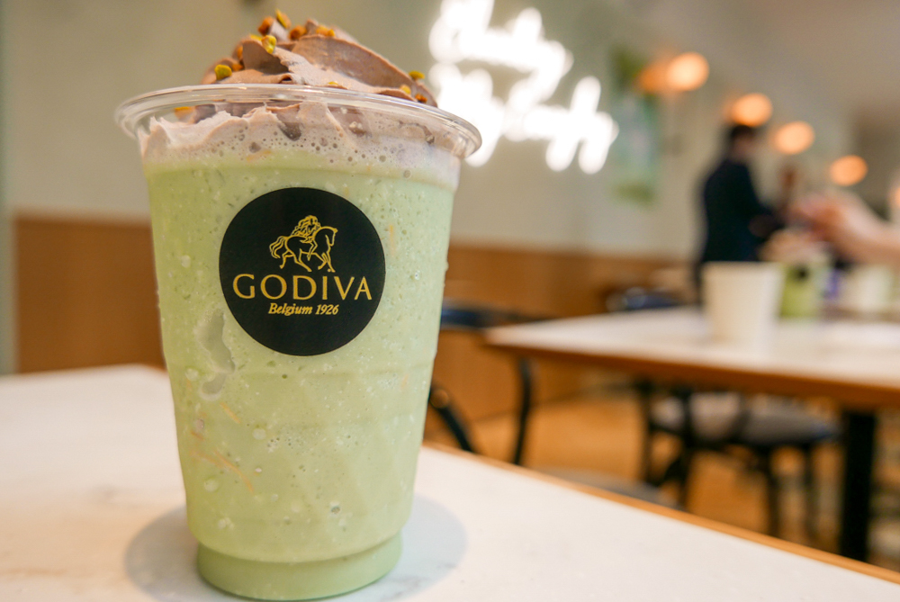 Godiva Japan’s new Stone-ground Uji Matcha Chocolixir is a powered-up ...