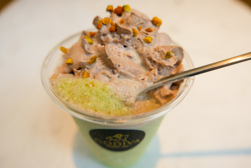 Godiva Japan adds Dubai Chocolate treats to its menu for a limited time ...
