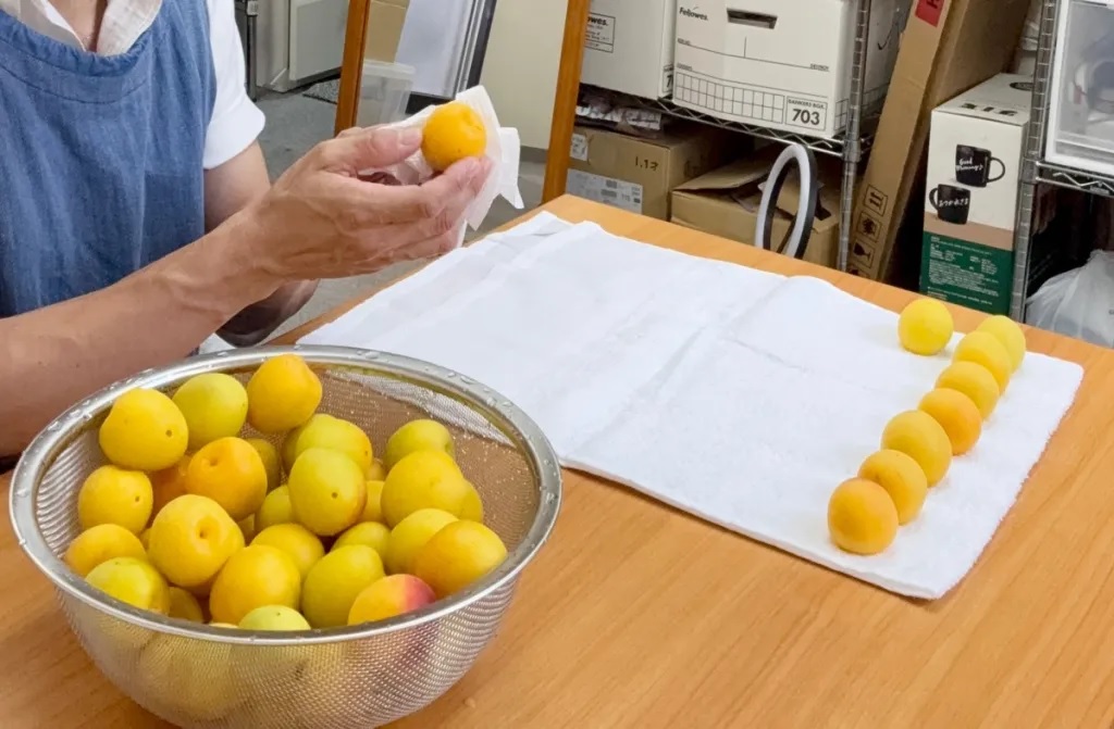 How to make pickled plums like the Japanese grandparents you may or may ...