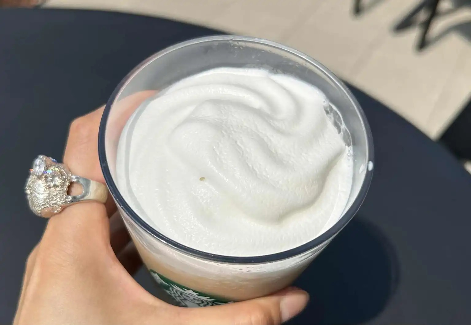 Starbucks Japan releases new Shine Muscat grape drinks, but the ...