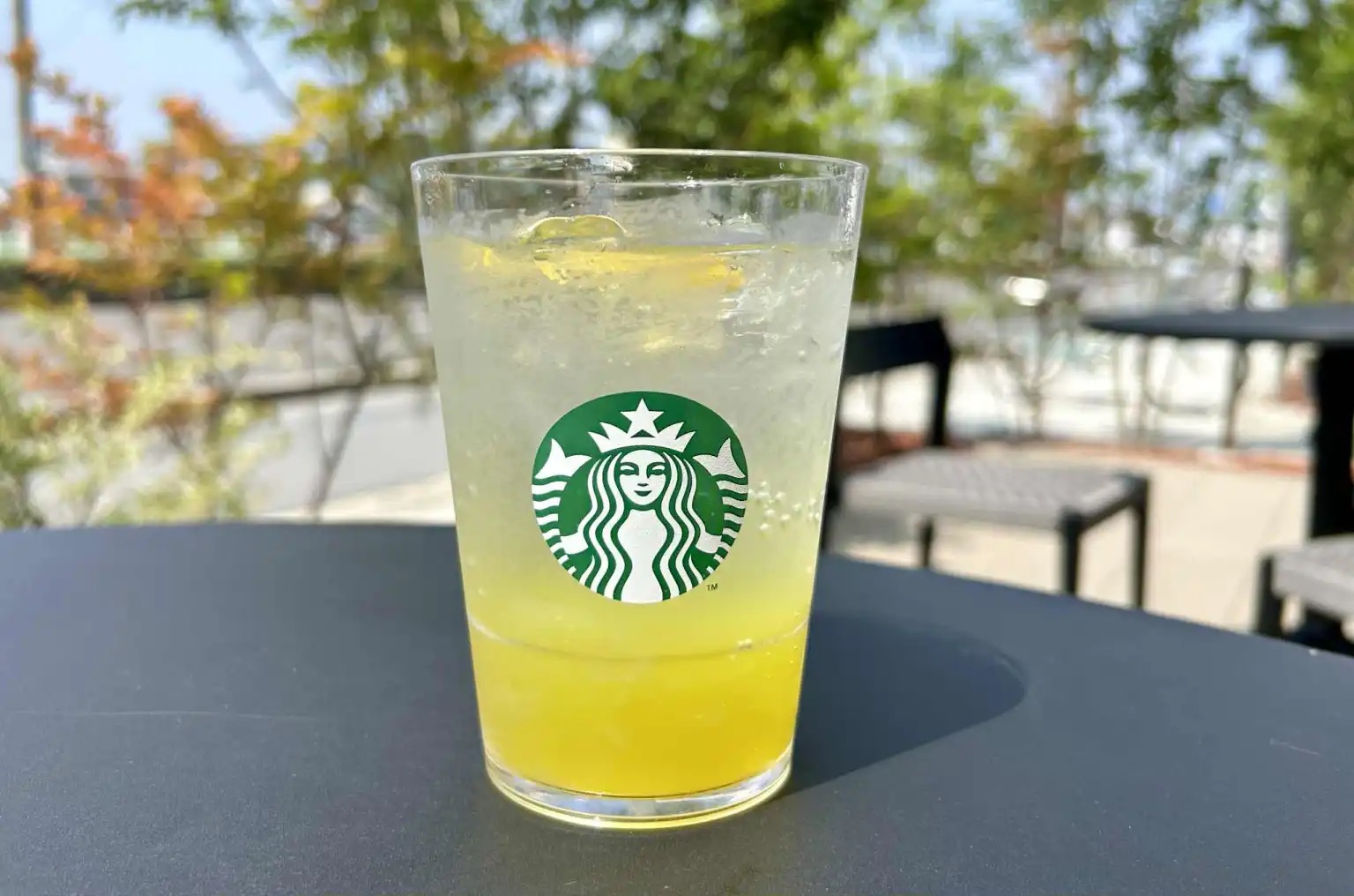 Starbucks Japan releases new Shine Muscat grape drinks, but the ...