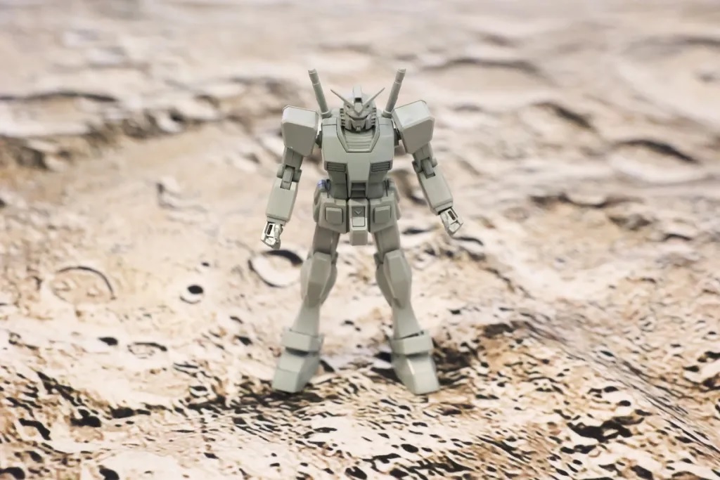 Tokyo hotel has a special room just for Gundam Gunpla plastic model ...