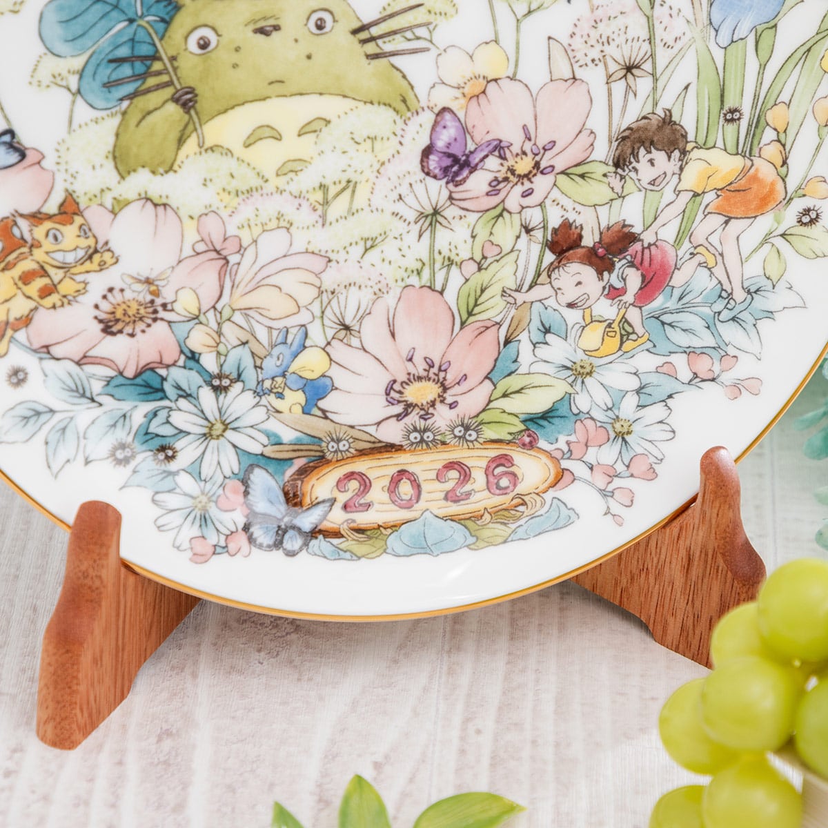 Studio Ghibli releases new My Neighbor Totoro Plate for 2026 ...