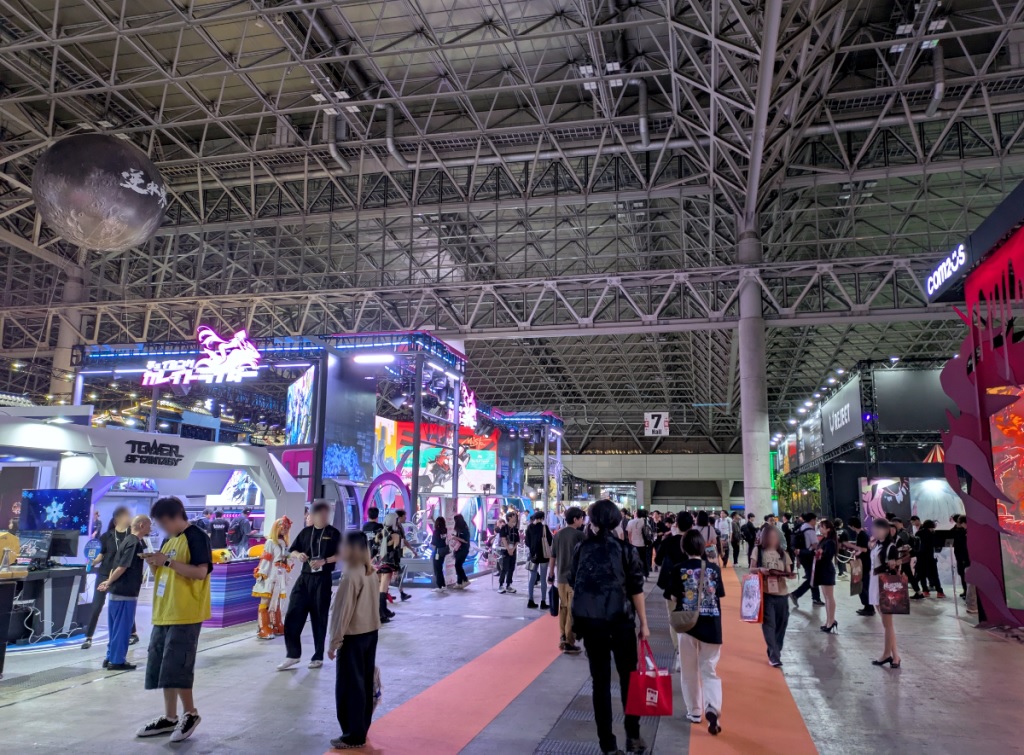 Tokyo Game Show — Cosplay dreams broken, Mr. Sato heads to the Like a ...