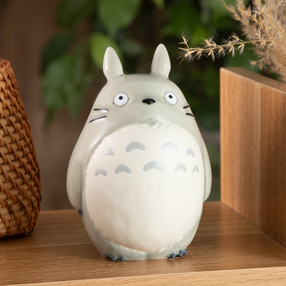 Studio Ghibli releases new Totoro porcelain dolls that support Japanese ...