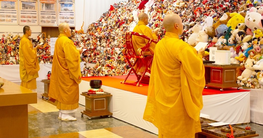 Buddhist monks in Japan preparing to hold funeral service for thousands ...