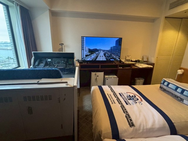 Stay in a Tokyo hotel with a train driver’s seat in the room ...