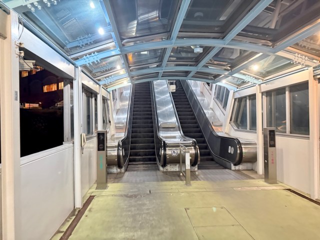 What’s at the top of this giant escalator in Japan? | SoraNews24 —Japan ...