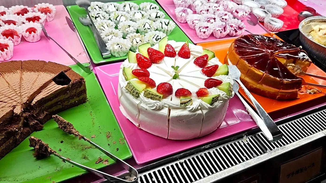 We revisited Sweets Paradise after a decade to see if Japan’s dessert ...