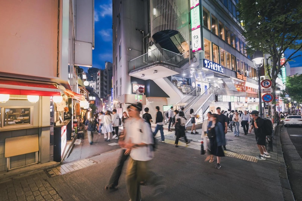Tokyo considering law requiring more trash cans following litter ...