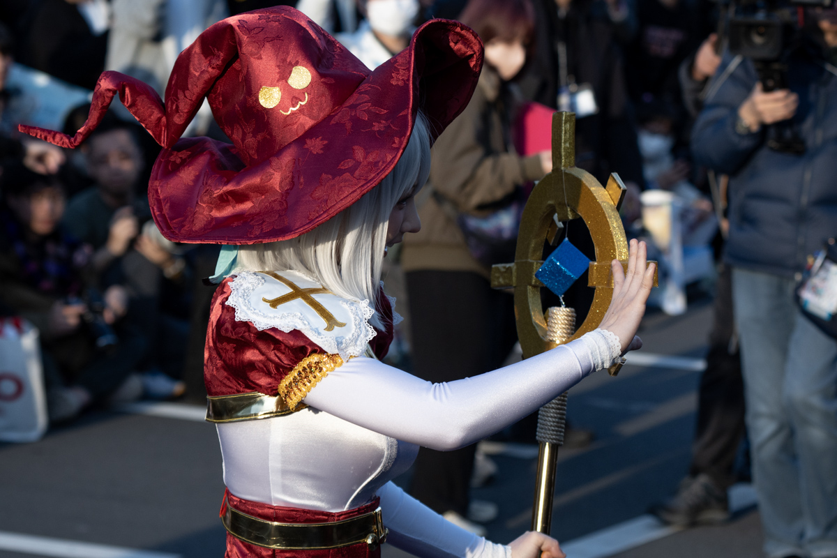 Top Japanese cosplayer Enako returns to Comiket after 6 years, creates ...