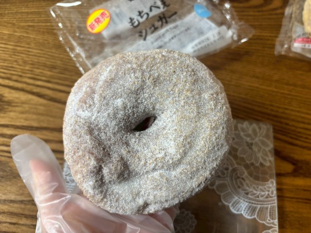 Lawson adds doughnuts to its convenience store sweets range, but are ...