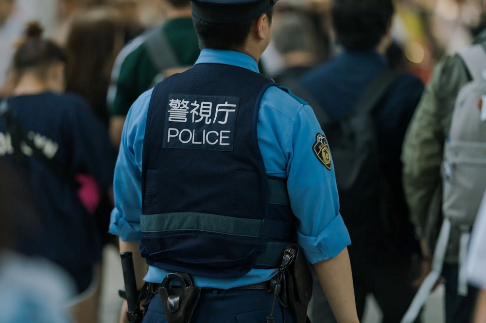 Police in Japan warn of scam artists posing as cops to collect fines ...