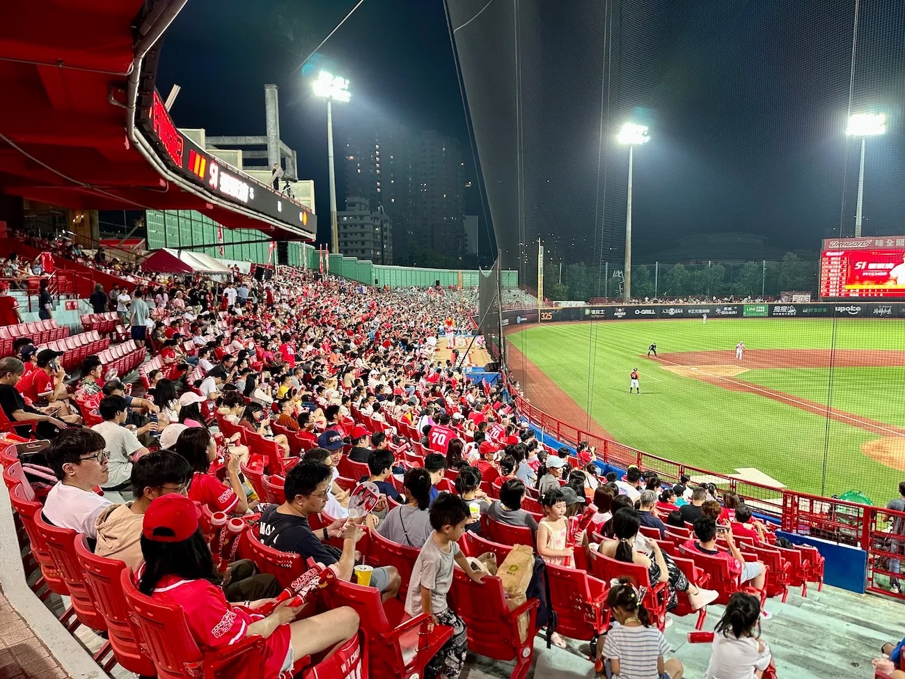 Study shows that regularly watching sports reduces risk of depression ...