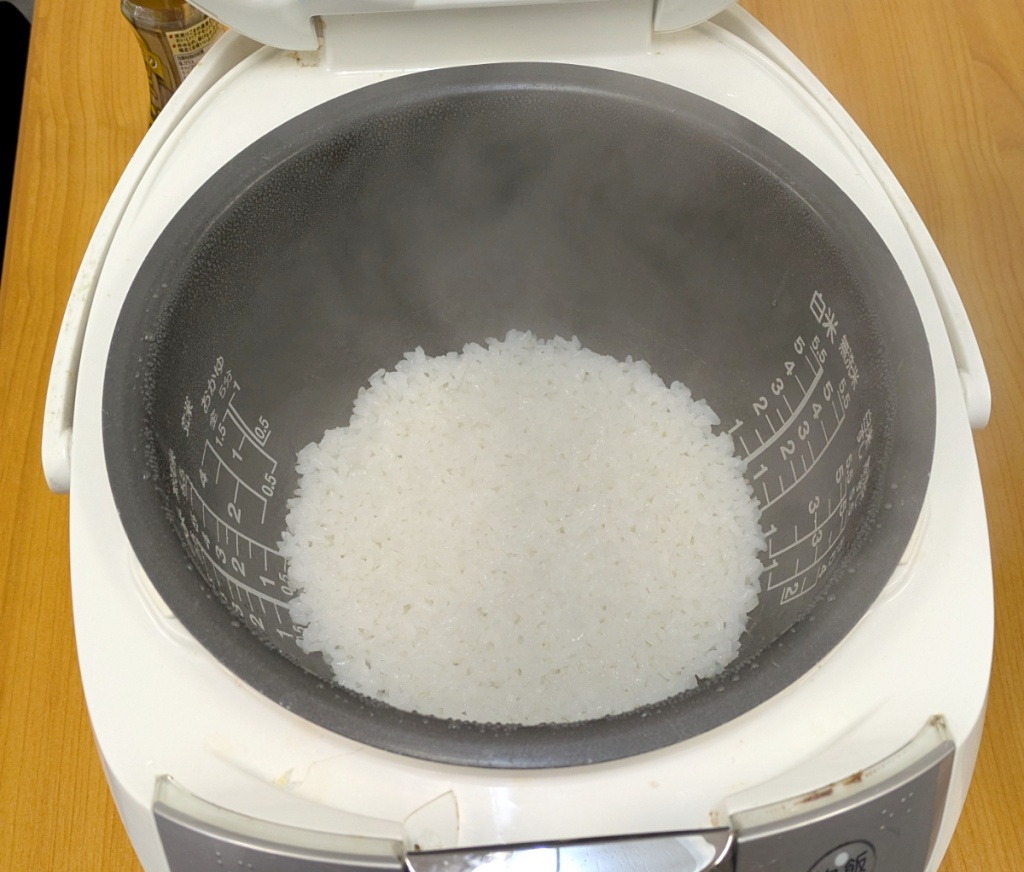 A Japanese toast sandwich remix: The toasted rice rice ball[SoraKitchen ...