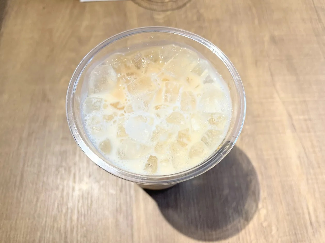 Mos Burger adds Kandy Tea Milk to the menu and Japanese social media is ...