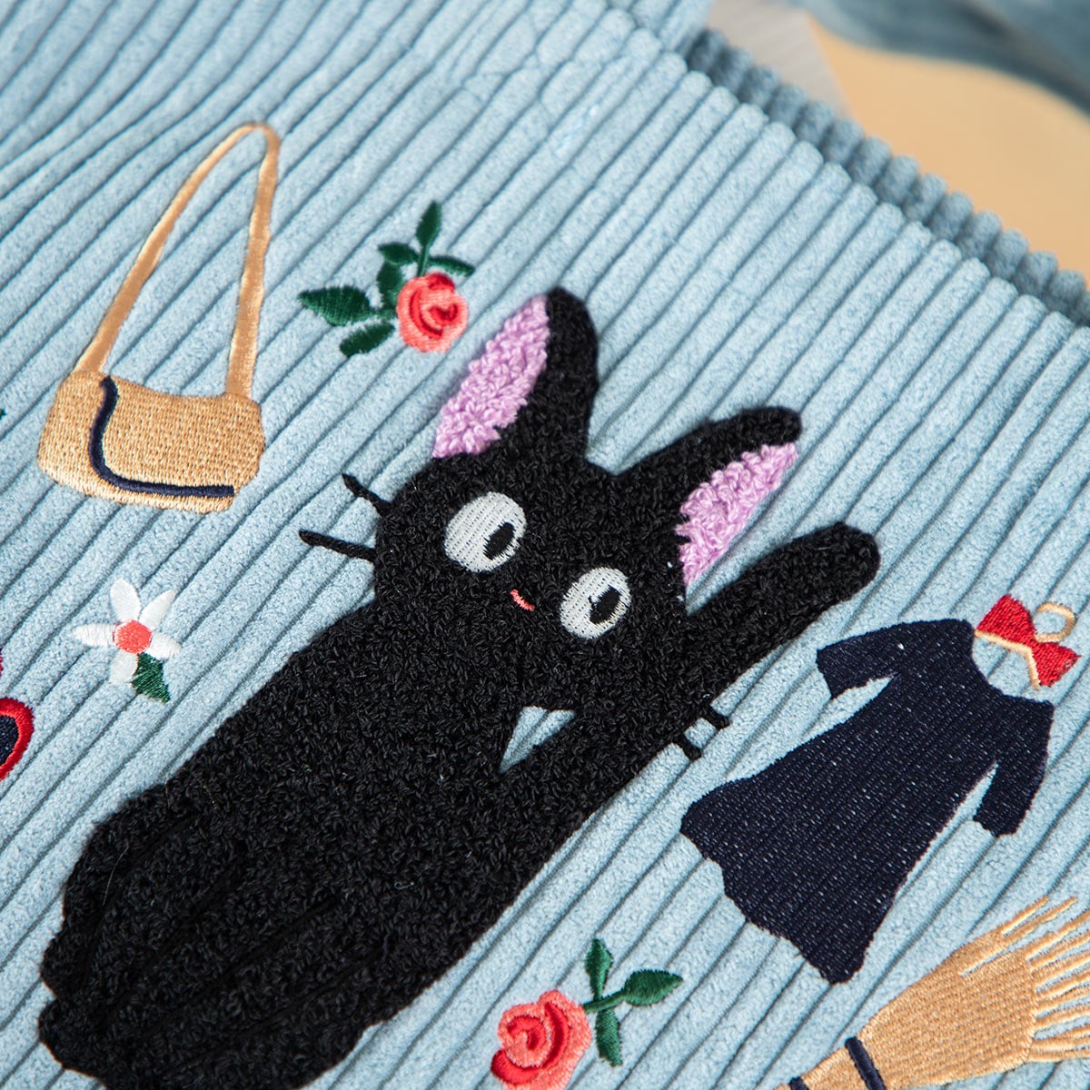Studio Ghibli adds a new Jiji mini bag to its anime merchandise shop in ...